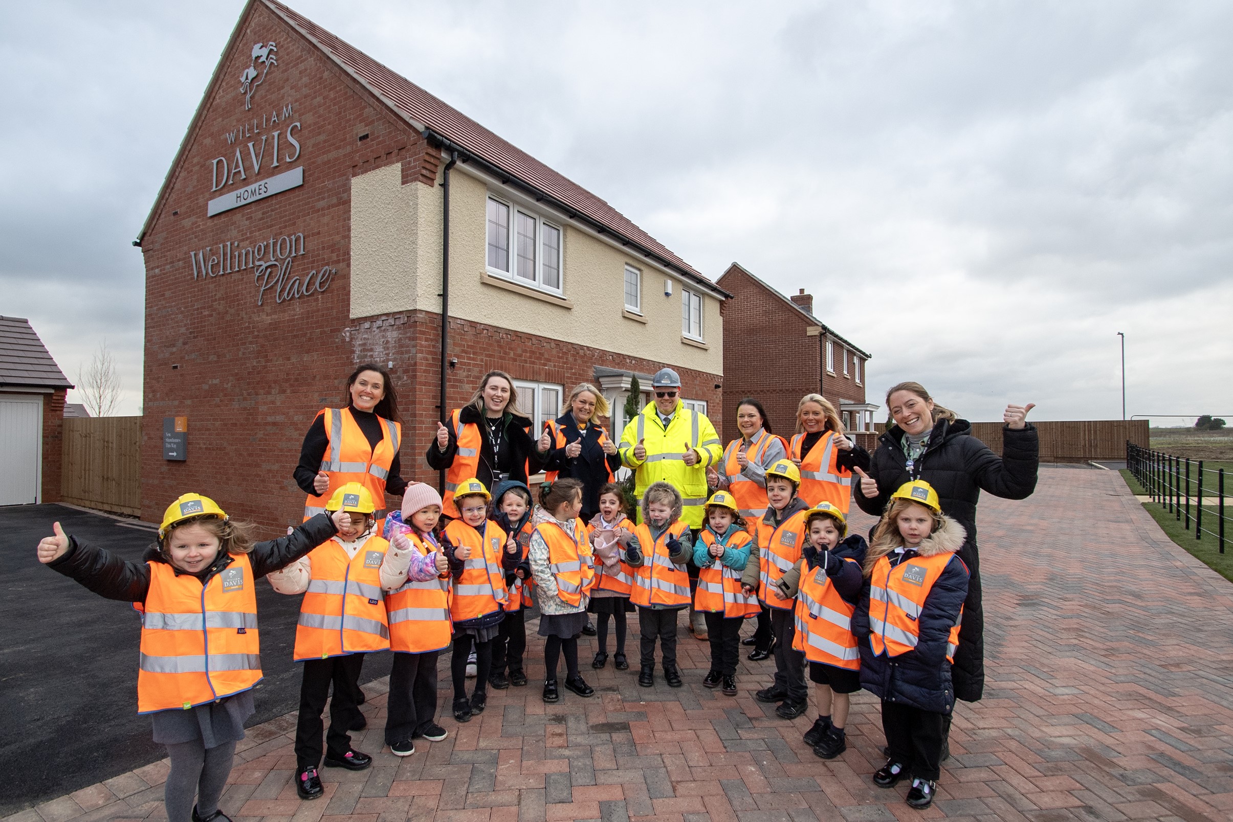 School's First Pupils Cut the Ribbon To Open New Showhomes - New Build ...